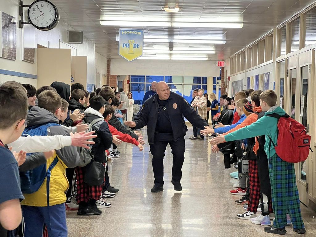 Live Feed | Independence Middle School